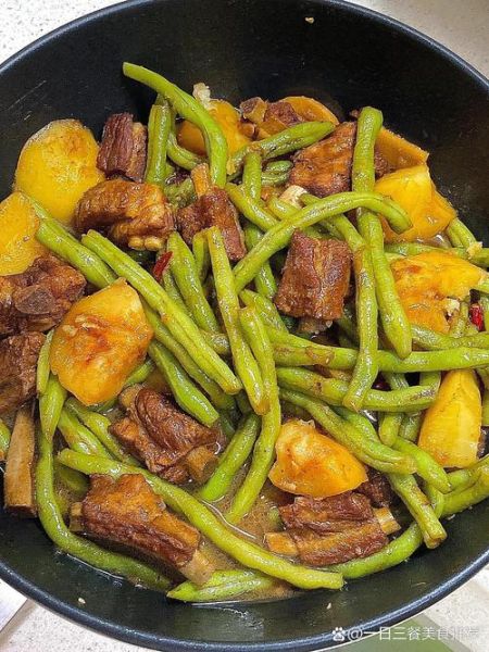 红烧肉炖土豆豆角怎么做_红烧肉炖土豆豆角的家常做法-第3张图片-山城妙识 红烧肉炖土豆豆角怎么做_红烧肉炖土豆豆角的家常做法-第3张图片-山城妙识