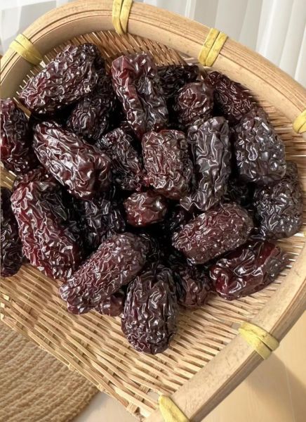 乌枣补血效果好吗_乌枣和红枣哪个更补血-第2张图片-山城妙识