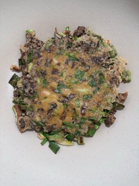 蚝仔烙和蚵仔煎一样吗_区别在哪里-第3张图片-山城妙识