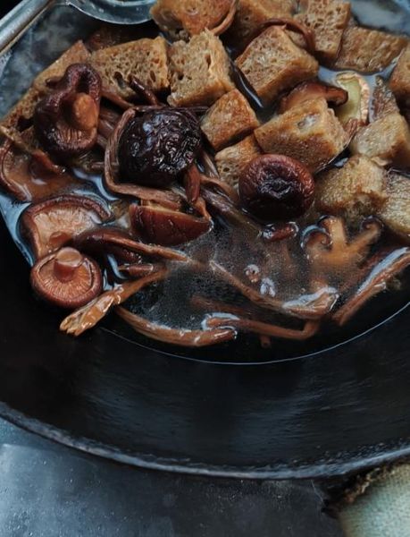 烤麸干怎么泡发_烤麸干的做法大全-第1张图片-山城妙识 烤麸干怎么泡发_烤麸干的做法大全-第1张图片-山城妙识