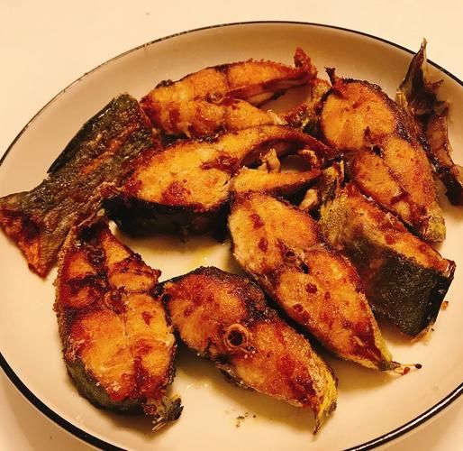 煎鱼块怎么不粘锅_家常做法窍门-第1张图片-山城妙识 煎鱼块怎么不粘锅_家常做法窍门-第1张图片-山城妙识