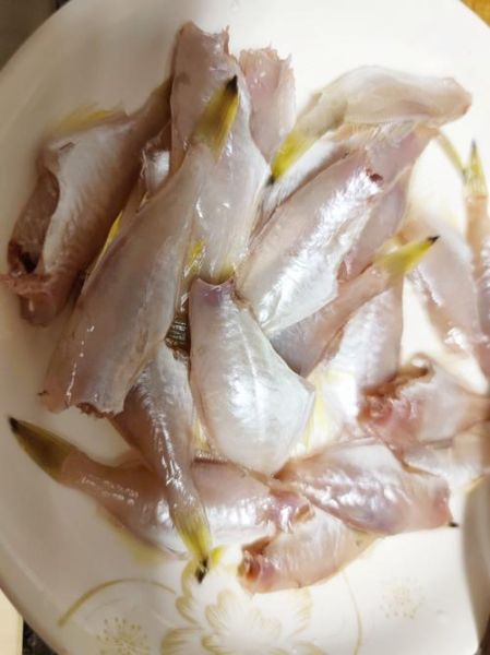 冰冻剥皮鱼怎么做好吃_冰冻剥皮鱼的做法窍门-第1张图片-山城妙识