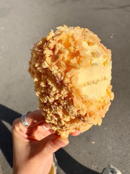 油炸冰淇淋里面是冷的吗_为什么不会融化-第1张图片-山城妙识