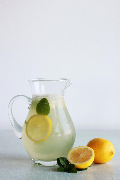 喝柠檬水多久能变白_柠檬水美白效果多久见效-第1张图片-山城妙识 喝柠檬水多久能变白_柠檬水美白效果多久见效-第1张图片-山城妙识