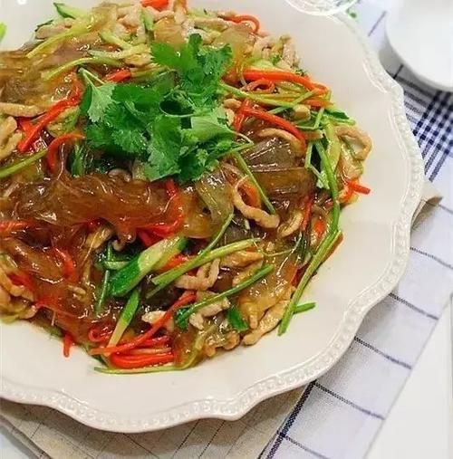 拉皮肉丝怎么炒好吃窍门_拉皮炒肉丝的家常做法-第2张图片-山城妙识