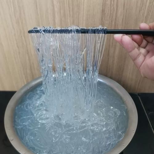 海菜凉粉热量是多少_减肥能吃吗-第2张图片-山城妙识