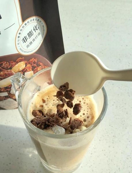 燕麦片怎么泡好吃_燕麦片减肥吃法-第1张图片-山城妙识 燕麦片怎么泡好吃_燕麦片减肥吃法-第1张图片-山城妙识