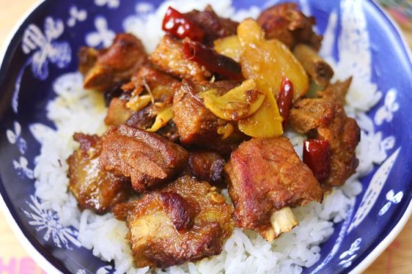 红烧排骨饭怎么做_红烧排骨饭热量高吗-第3张图片-山城妙识