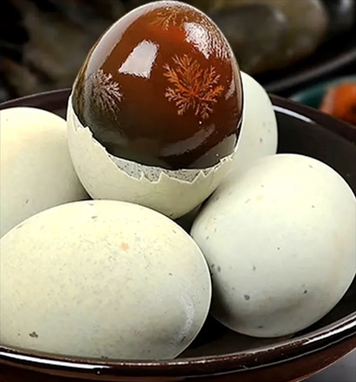 皮蛋一般要蒸几分钟_皮蛋蒸多久才熟-第1张图片-山城妙识