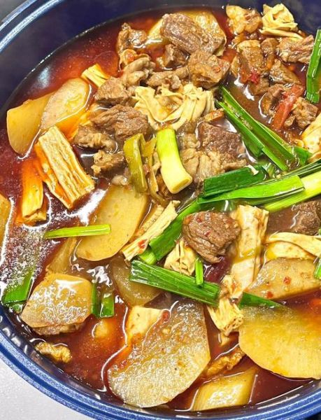 家庭版牛肉火锅怎么做_牛肉火锅底料怎么调-第2张图片-山城妙识