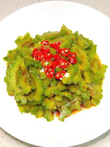 苦瓜凉拌怎么做不苦_苦瓜凉拌要不要焯水-第1张图片-山城妙识 苦瓜凉拌怎么做不苦_苦瓜凉拌要不要焯水-第1张图片-山城妙识