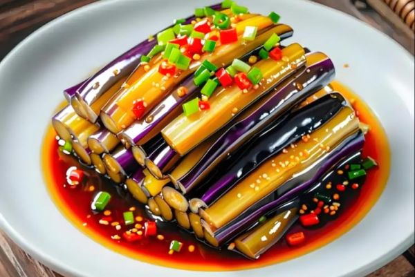 凉拌茄子可以煮吗_茄子凉拌前要不要焯水-第2张图片-山城妙识 凉拌茄子可以煮吗_茄子凉拌前要不要焯水-第2张图片-山城妙识