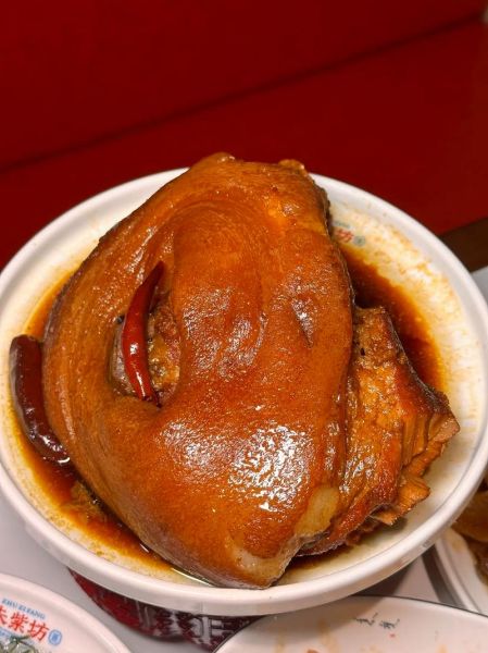 猪蹄膀怎么做好吃_家常猪蹄膀做法大全-第3张图片-山城妙识