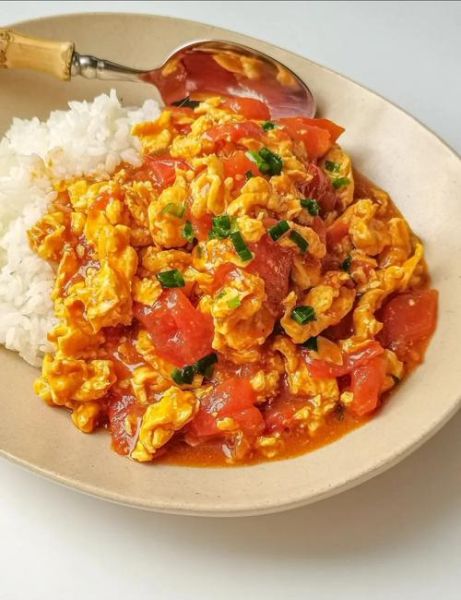 西红柿鸡蛋炒饭怎么做_西红柿鸡蛋炒饭图片教程-第2张图片-山城妙识