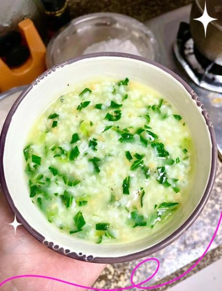 青菜粥放什么青菜好吃_青菜粥用什么青菜最香-第1张图片-山城妙识