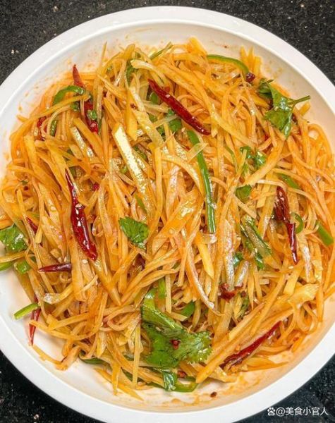 凉拌酸辣土豆丝怎么做_土豆丝焯水还是直接泡-第1张图片-山城妙识