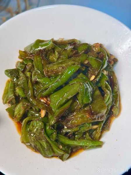 油焖尖椒怎么做才好吃_家常做法步骤详解-第2张图片-山城妙识 油焖尖椒怎么做才好吃_家常做法步骤详解-第2张图片-山城妙识