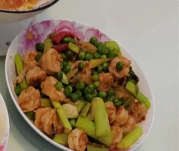 豌豆炒虾仁怎么做_豌豆炒虾仁的家常做法-第3张图片-山城妙识 豌豆炒虾仁怎么做_豌豆炒虾仁的家常做法-第3张图片-山城妙识
