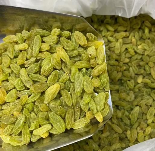 绿葡萄干的功效与作用_绿葡萄干一天吃多少粒最好-第1张图片-山城妙识