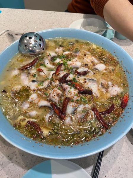 酸菜鱼怎么切片_鱼片厚薄技巧-第1张图片-山城妙识