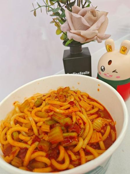 新疆炒米粉怎么做_新疆炒米粉的正宗做法-第3张图片-山城妙识