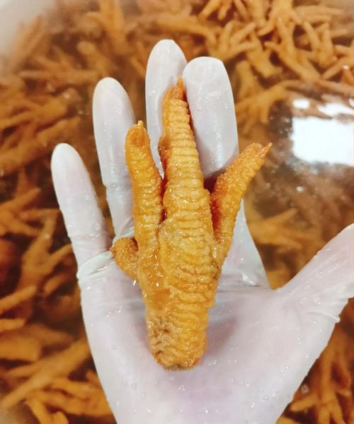 虎皮凤爪怎么炸出虎皮_虎皮凤爪焯水多久合适-第2张图片-山城妙识 虎皮凤爪怎么炸出虎皮_虎皮凤爪焯水多久合适-第2张图片-山城妙识