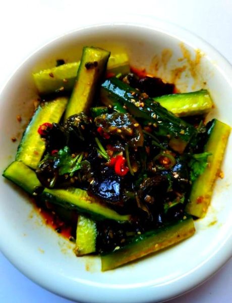 松花蛋白玉豆腐怎么做_凉拌松花蛋白玉豆腐的做法-第3张图片-山城妙识