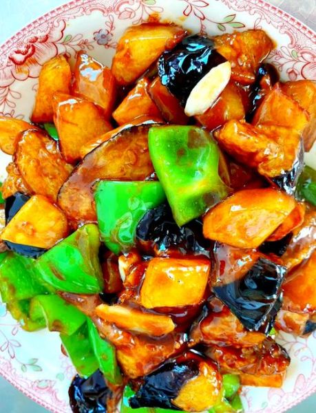 东北地三鲜怎么做_地三鲜用哪三种蔬菜-第1张图片-山城妙识