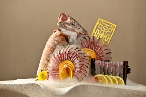 海鲜拼盘怎么摆盘好看_海鲜拼盘有哪些食材-第1张图片-山城妙识