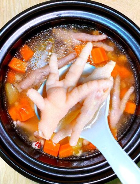 凤爪汤怎么炖_凤爪汤的做法步骤-第1张图片-山城妙识