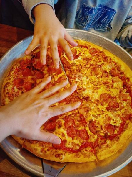 手握披萨怎么做_手握披萨热量高吗-第3张图片-山城妙识