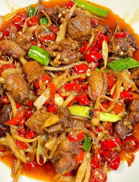 姜炒鸭肉怎么做_姜炒鸭肉家常做法-第1张图片-山城妙识