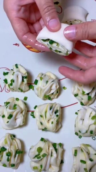 花卷怎么拧_花卷拧法图解视频-第1张图片-山城妙识 花卷怎么拧_花卷拧法图解视频-第1张图片-山城妙识