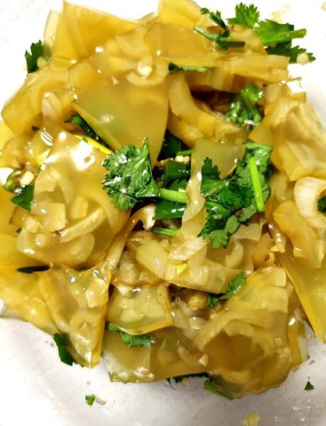 在家怎么熬猪皮冻_猪皮冻怎么做好吃又简单-第1张图片-山城妙识