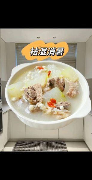 薏米冬瓜排骨汤的功效与作用_孕妇可以喝吗-第1张图片-山城妙识 薏米冬瓜排骨汤的功效与作用_孕妇可以喝吗-第1张图片-山城妙识