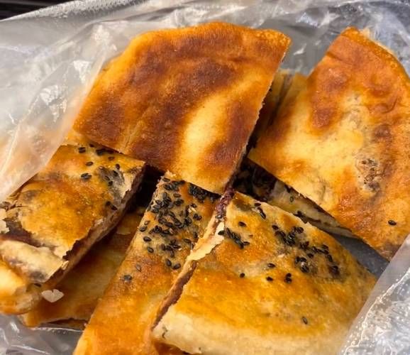 丽江粑粑哪家好吃_本地人推荐老店-第2张图片-山城妙识 丽江粑粑哪家好吃_本地人推荐老店-第2张图片-山城妙识