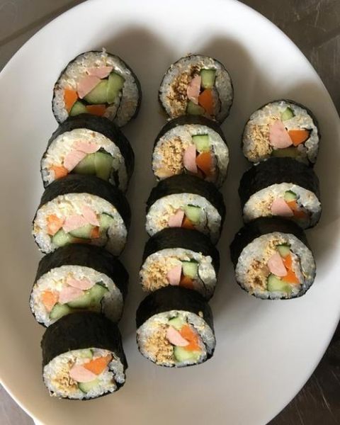 寿司紫菜卷怎么做_紫菜卷饭团做法-第3张图片-山城妙识 寿司紫菜卷怎么做_紫菜卷饭团做法-第3张图片-山城妙识