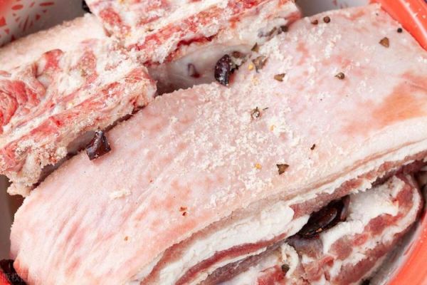 腌制10斤猪肉放多少盐_咸度怎么控制-第3张图片-山城妙识