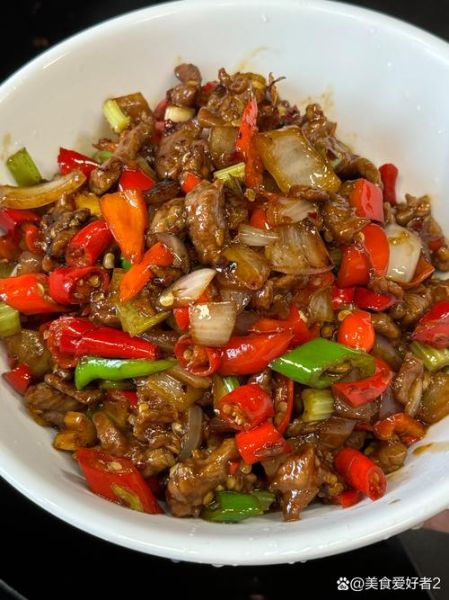 洋葱炒牛肉卷怎么做_洋葱炒牛肉卷家常做法-第2张图片-山城妙识