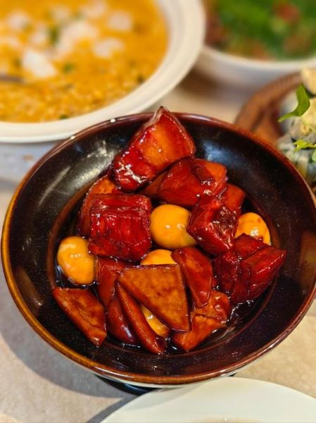 上海本帮菜是什么意思_本帮菜有哪些经典菜-第1张图片-山城妙识