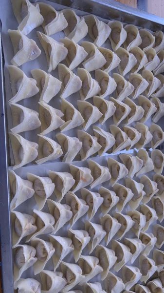 上海小馄饨馅怎么做_鲜肉馄饨馅调制技巧-第3张图片-山城妙识