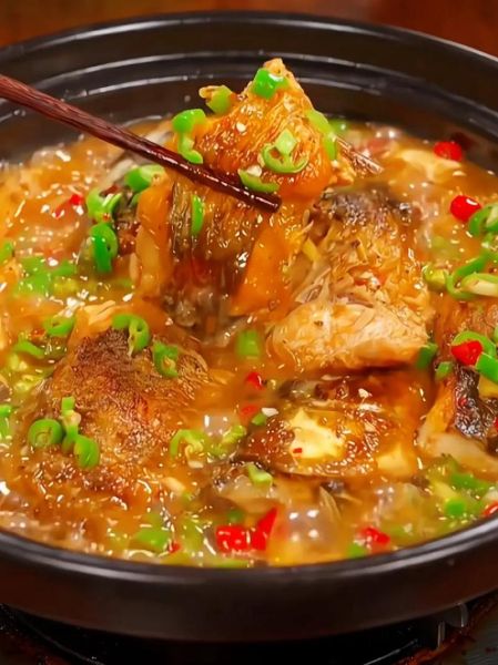 炖鱼放豆腐怎么做好吃_炖鱼豆腐不腥的秘诀-第2张图片-山城妙识