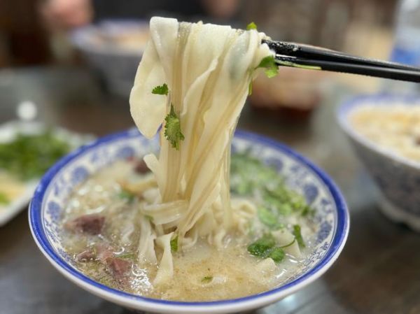 河南烩面高清图片哪里找_正宗烩面高清图怎么拍-第1张图片-山城妙识