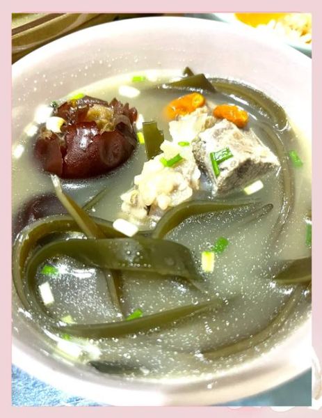海带排骨汤隔夜能吃吗_隔夜海带排骨汤安全吗-第1张图片-山城妙识 海带排骨汤隔夜能吃吗_隔夜海带排骨汤安全吗-第1张图片-山城妙识