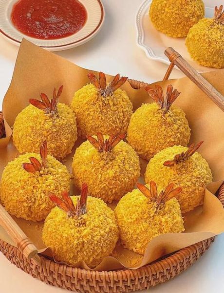 炸虾仁怎么做外酥里嫩_虾球裹粉技巧-第3张图片-山城妙识