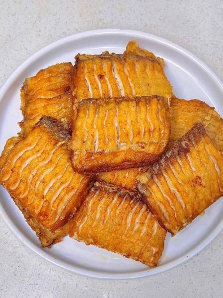 干炸糖醋带鱼怎么做_糖醋带鱼外酥里嫩秘诀-第3张图片-山城妙识