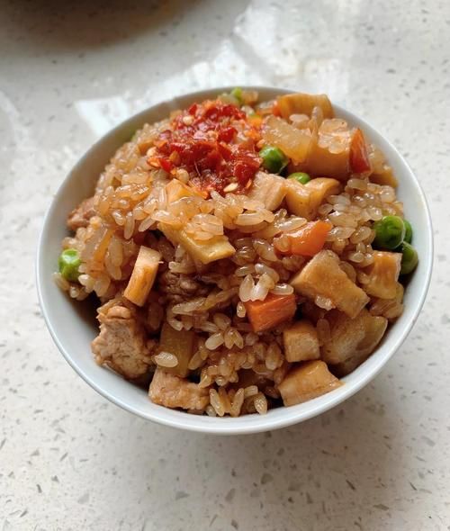 怎样蒸糯米饭好吃_蒸糯米饭要不要提前泡-第1张图片-山城妙识