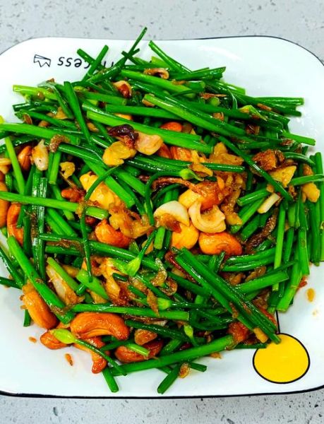 干的鱿鱼怎么做好吃_干鱿鱼泡发技巧-第1张图片-山城妙识