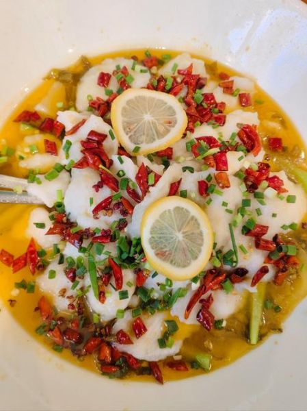 柠檬酸菜鱼怎么做_家常做法详细步骤-第1张图片-山城妙识