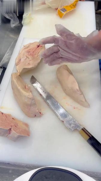 法国鹅肝是怎么制作的_鹅肝为什么那么肥-第1张图片-山城妙识 法国鹅肝是怎么制作的_鹅肝为什么那么肥-第1张图片-山城妙识